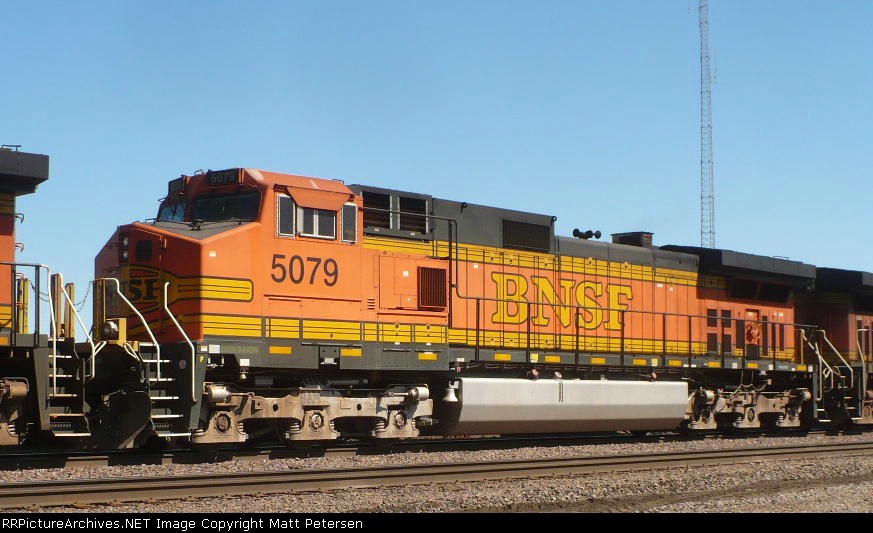 BNSF 5079